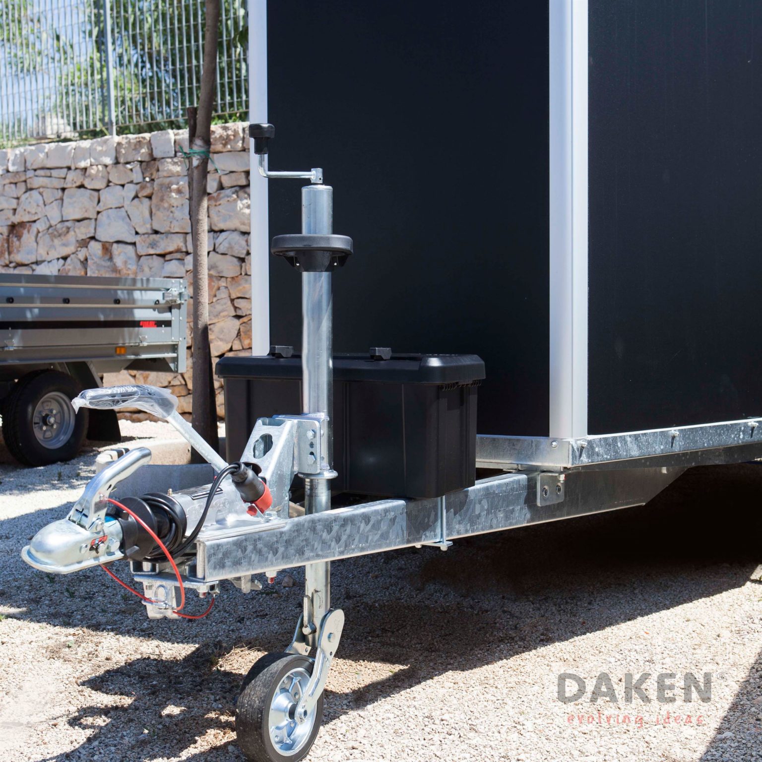 DAKEN Blackit 1 – 23L Plastic Trailer Toolbox – TransQuip