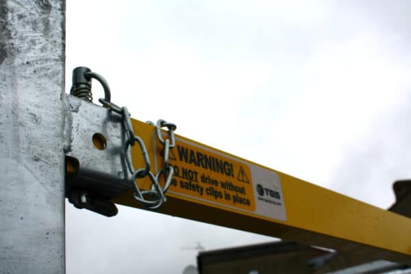 Fall Arrest Bar - Yellow powder-coated – TransQuip